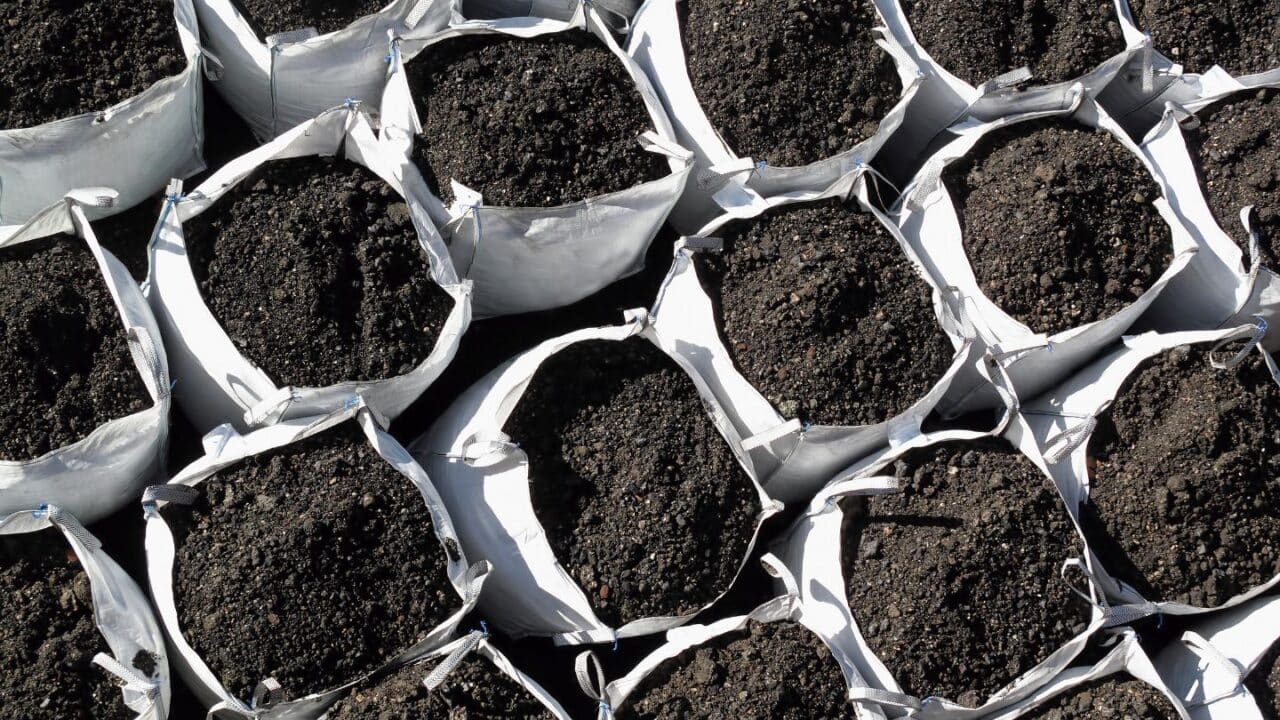 How to Store Topsoil: Essential Preservation Tips